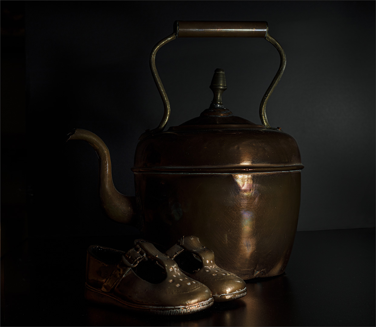 Winning Gallery - 202307 - Chiaroscuro - IPIP Photoclub