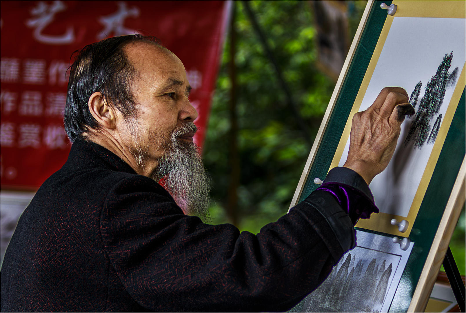 Winning Gallery - 202307 - Chiaroscuro - IPIP Photoclub